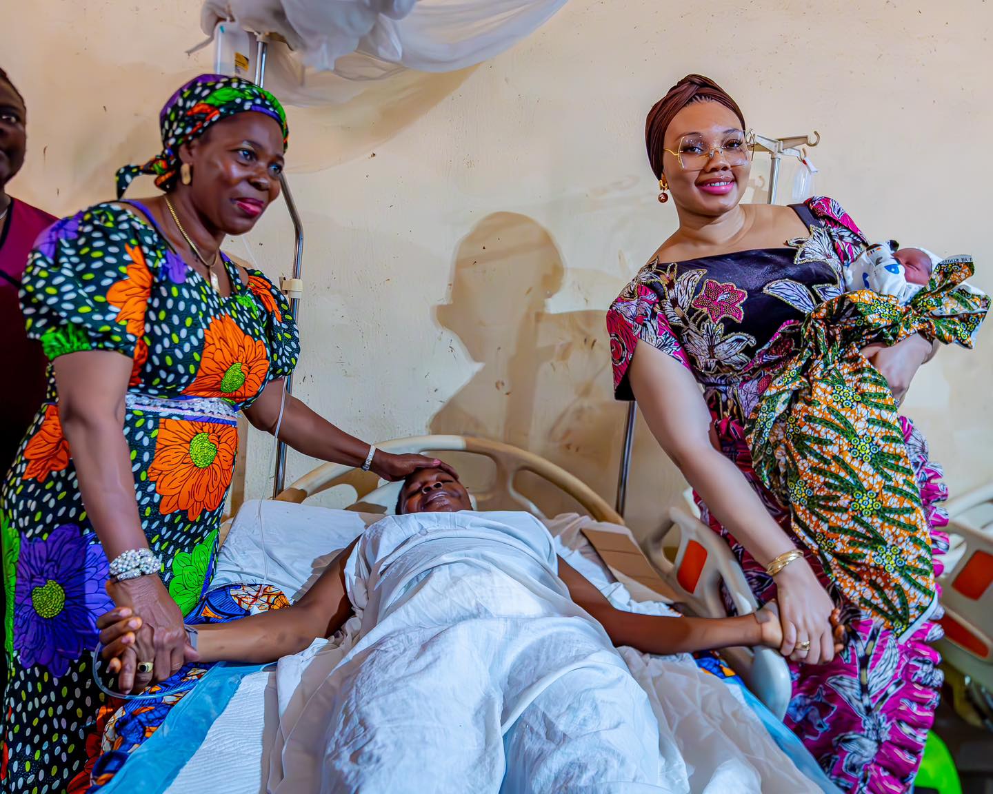 IMO FIRST LADY, HER EXCELLENCY CHIEF BARR. CHIOMA UZODIMMA WELCOMES ...