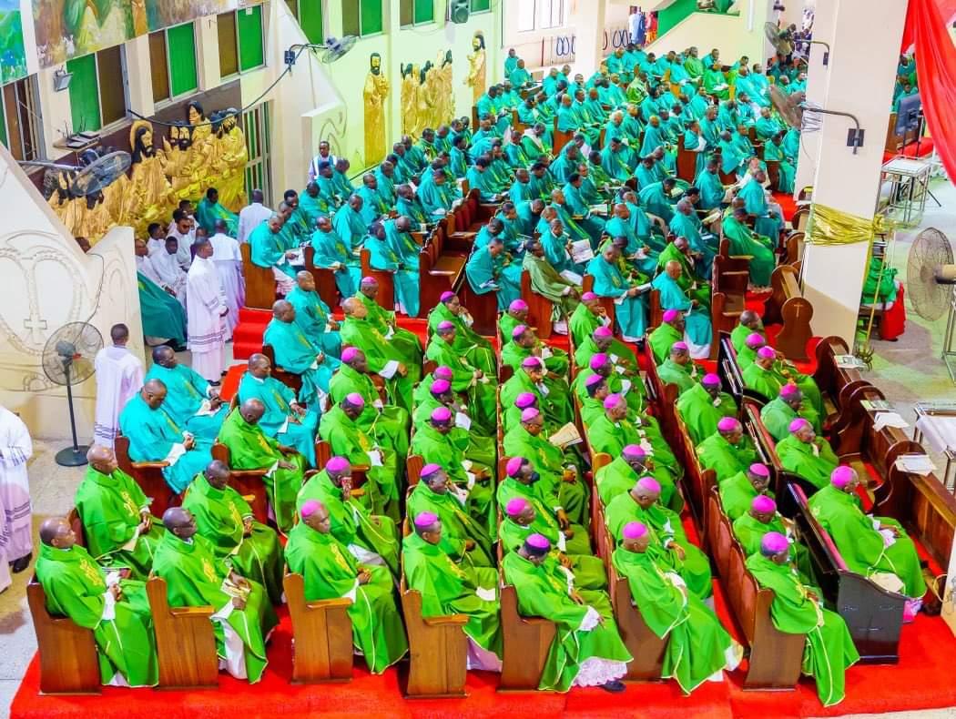 CBCN ORLU 2022: GOV. UZODIMMA, IMO FIRST LADY – H.E. CHIOMA UZODIMMA ...