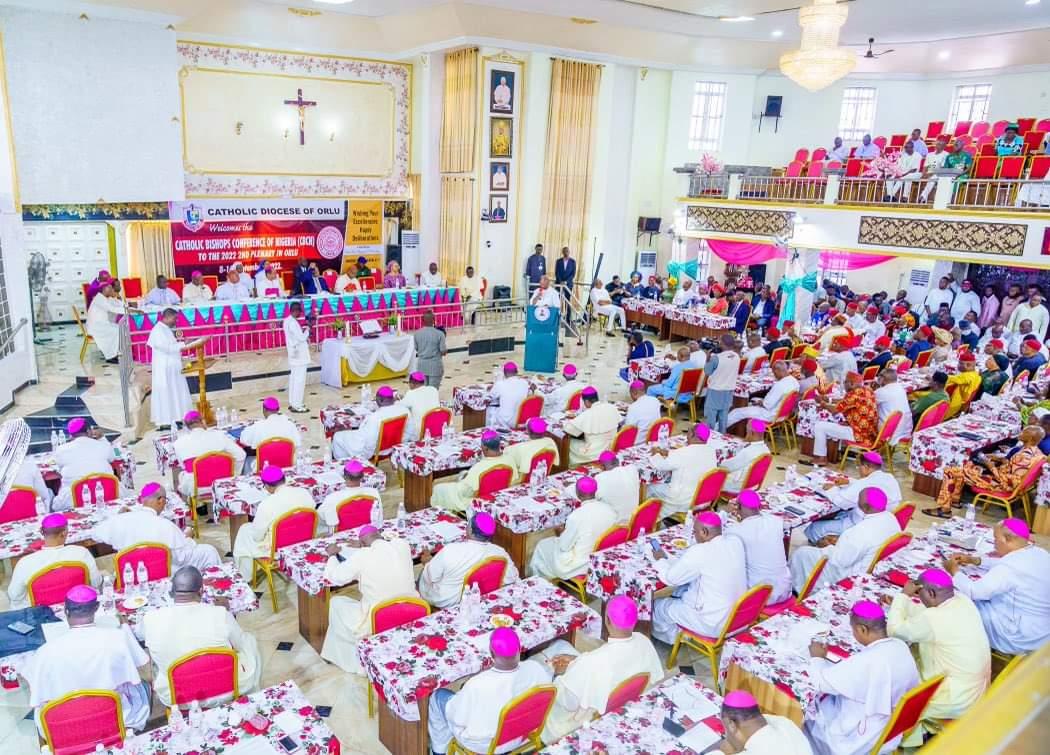 CBCN ORLU 2022: GOV. UZODIMMA, IMO FIRST LADY – H.E. CHIOMA UZODIMMA ...